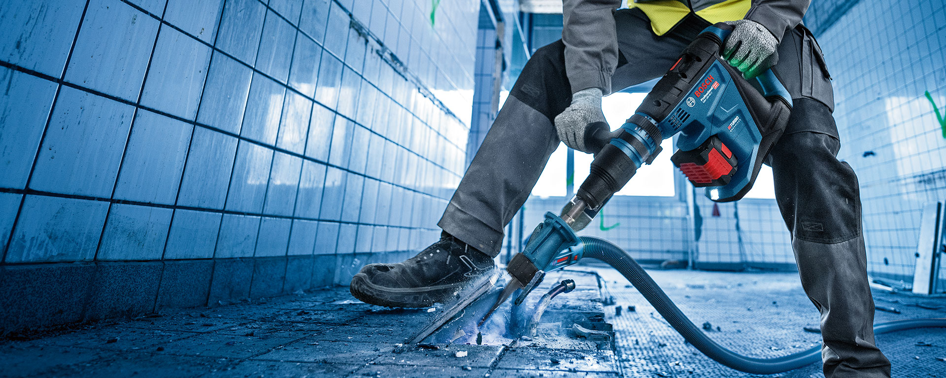 Dust solutions for chiselling concrete | Bosch Professional
