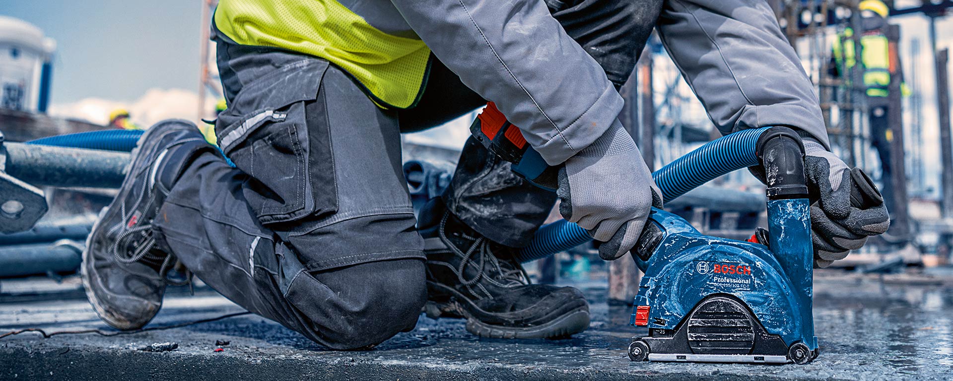 Dust solutions for cutting concrete | Bosch Professional